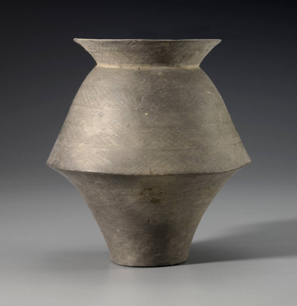 Vase – Works – The Nelson-Atkins Museum of Art