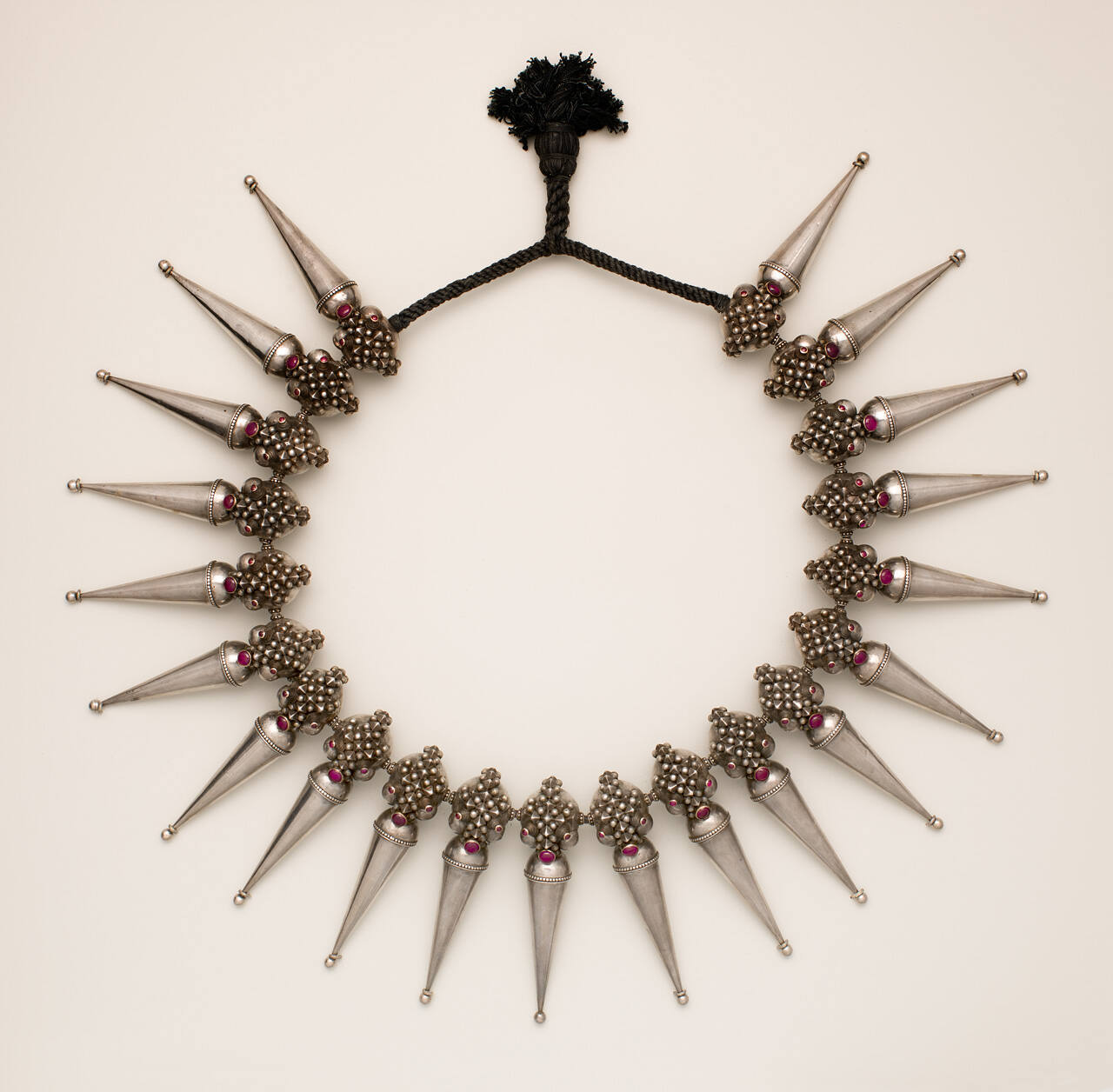 Ceremonial Necklace for Nandi Sculpture – Works – The Nelson-Atkins ...