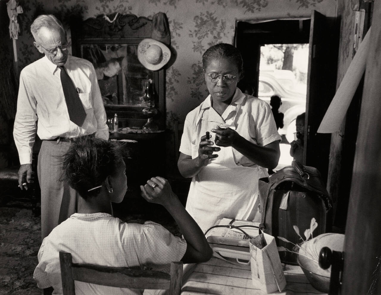 Nurse Midwife Maude Callen Giving Vaccination Works The Nelson